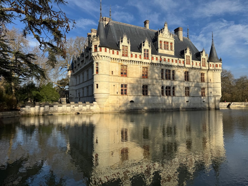 Château de Azay-le-Rideau – Beyond Our French Adventure